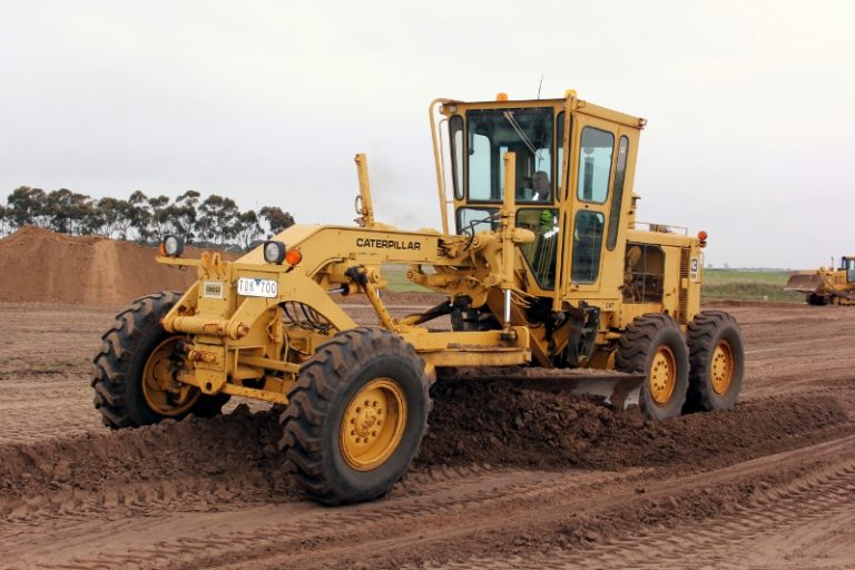 Grader 800x533 - CITS Training